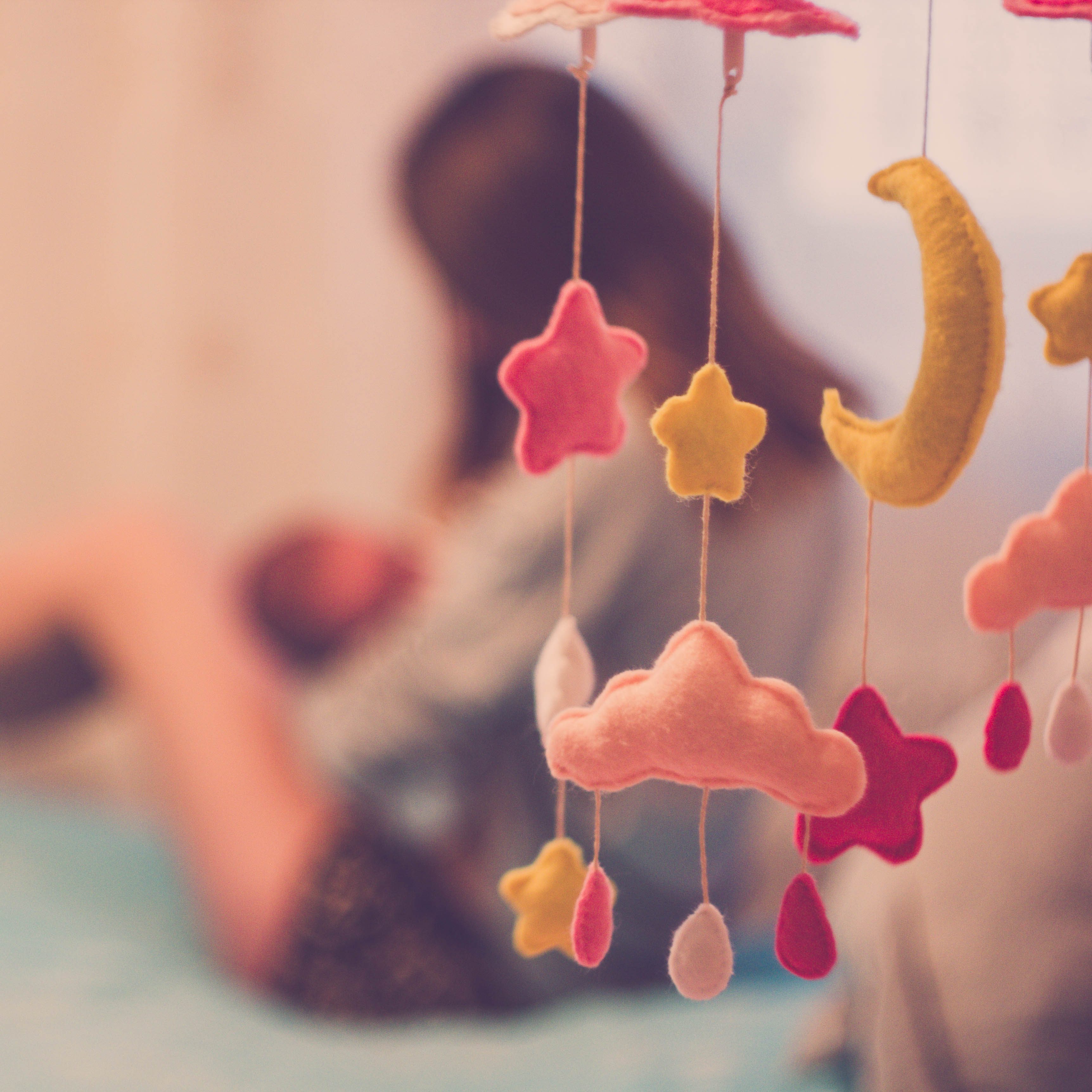 The New Mom's Complete Guide to Eat Play Sleep