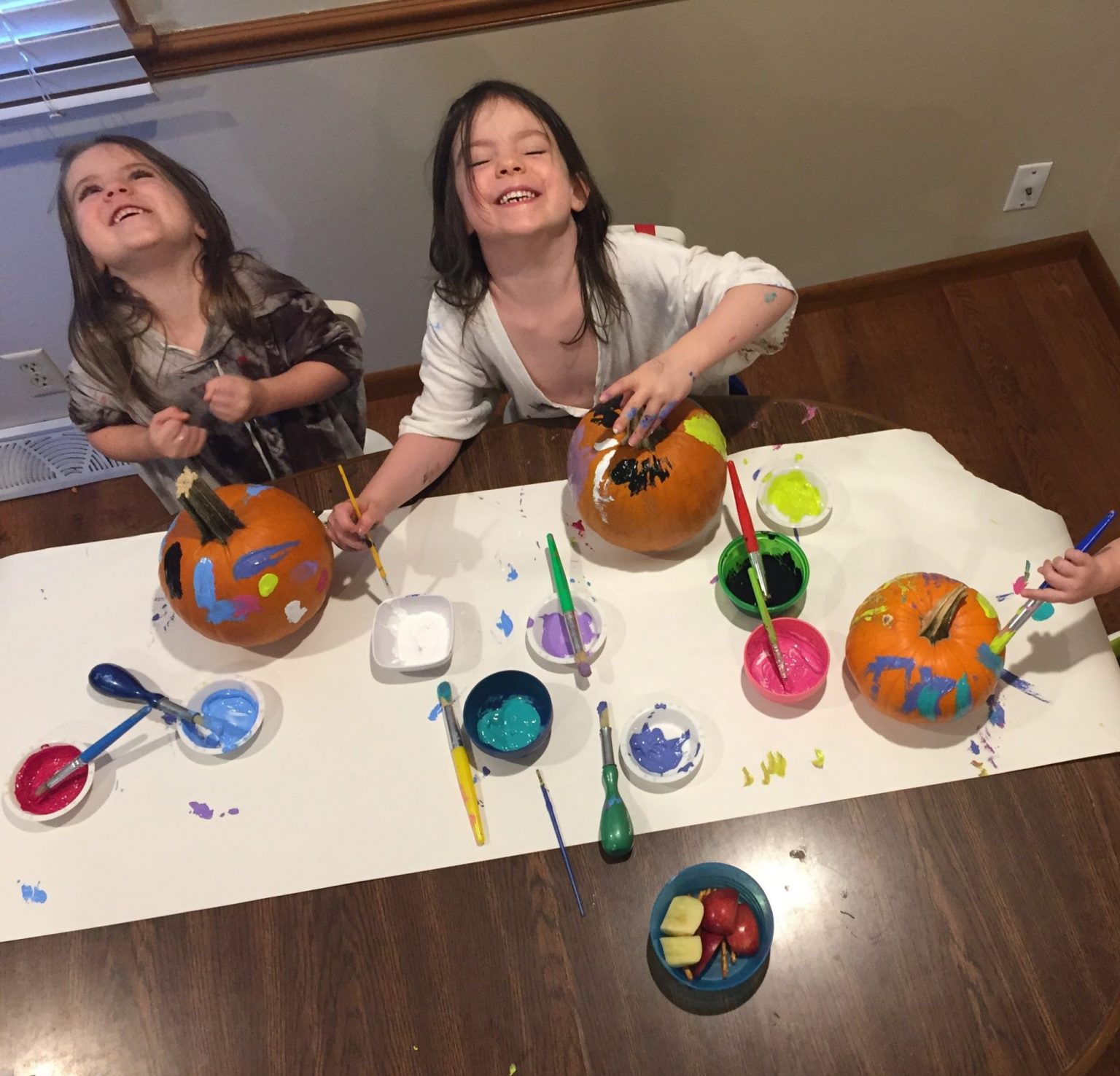 41 Fun & Easy Fall Activities for Toddlers and Preschoolers