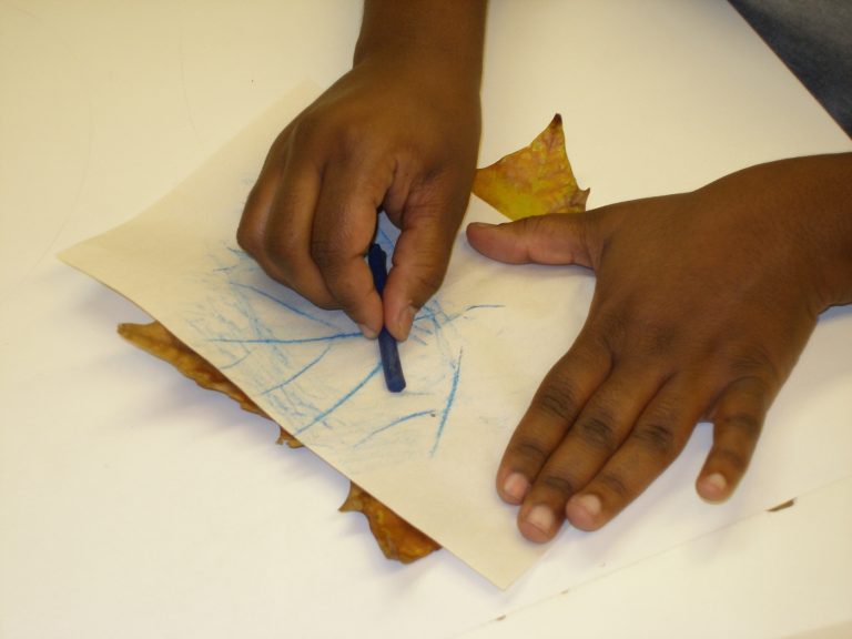 41 Fun & Easy Fall Activities for Toddlers and Preschoolers