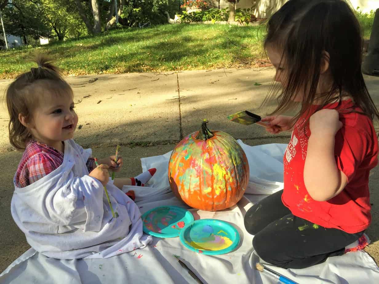 41 Fun & Easy Fall Activities for Toddlers and Preschoolers
