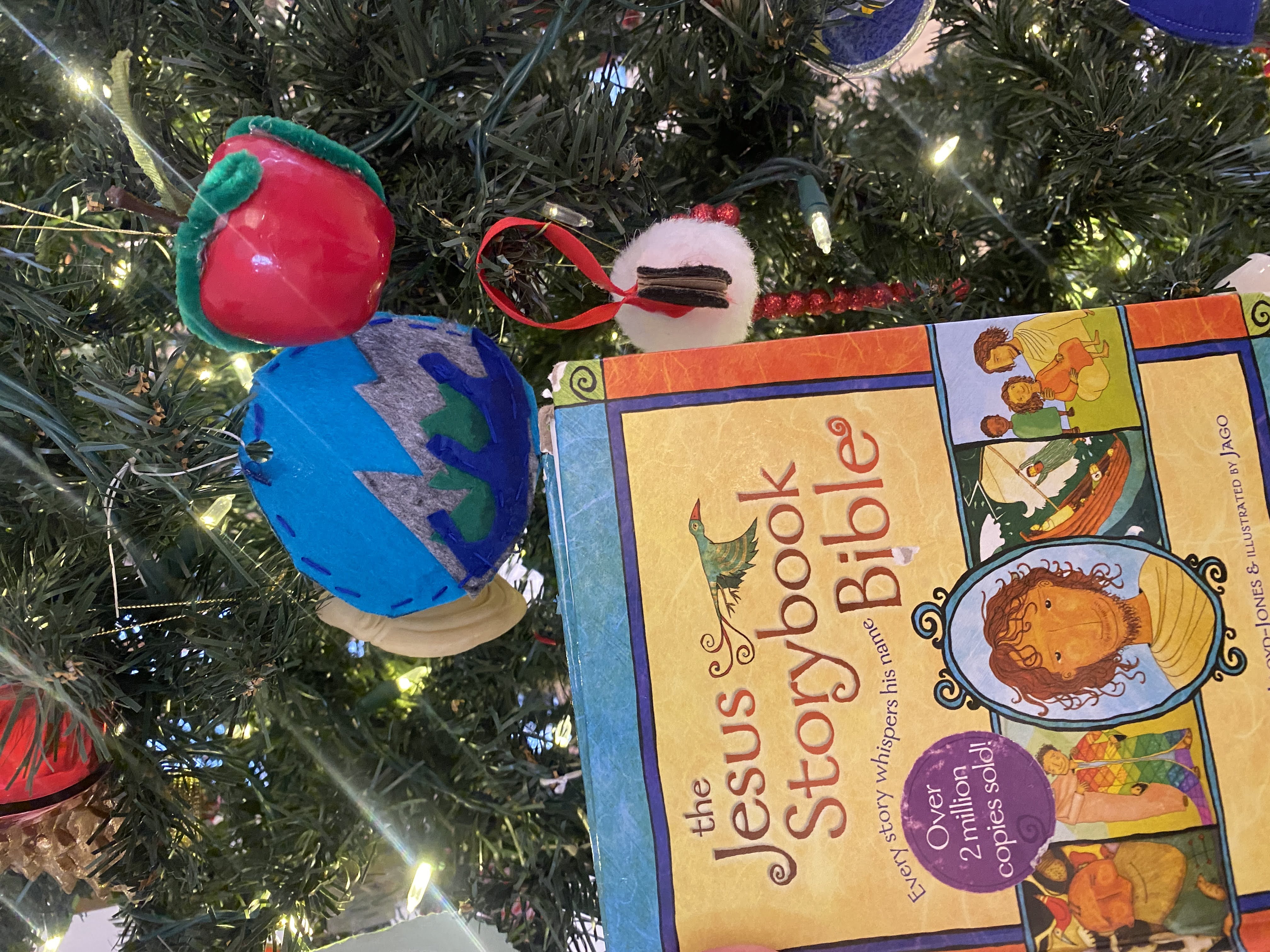 Jesse Tree With Kids: The Sweetest Tradition You'll Start in 2024